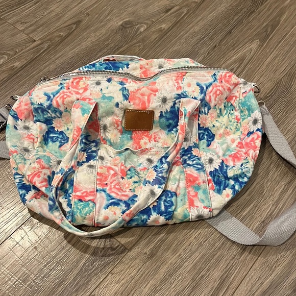 PINK Victoria's Secret | Bags | Vs Pink Floral Duffel Bag | Poshmark